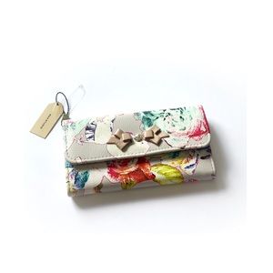 Max Studio | Bags | Max Studio New Floral Wallet Grey Tan Yellow Green ...